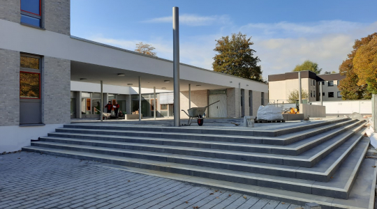 Kinder- und Familienzentrum Dalheim - la-burghammer.de