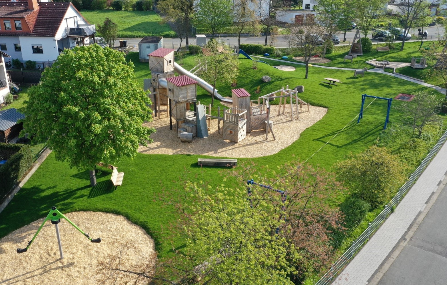 Spielplatz Lahnau Dorlar - la-burghammer.de